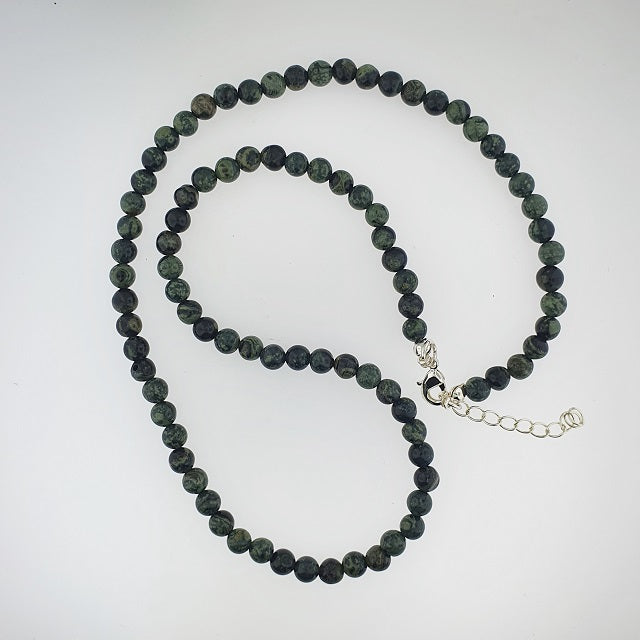 Greenstone Bead Necklace – The Goldsmiths Gallery Limited