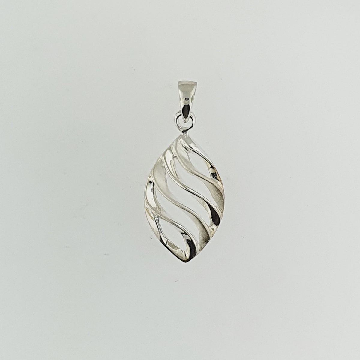 Sterling Silver Wave Detail Pendant – The Goldsmiths Gallery Limited